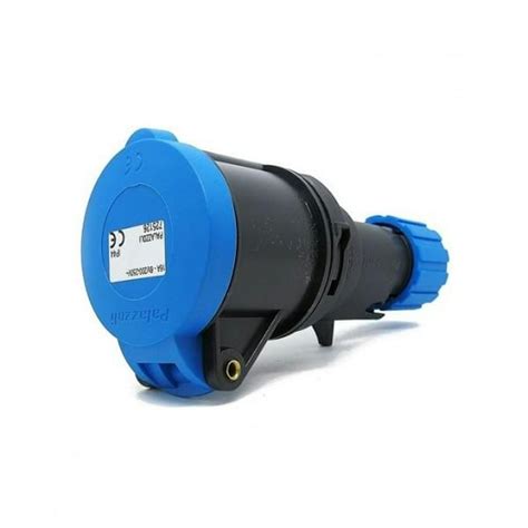 Lewden 16a Ceeform 2p E Female Splashproof