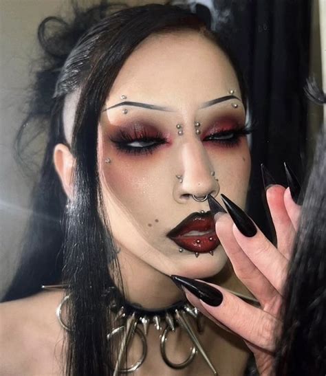 Pin On Makeup Punk Makeup Goth Eye Makeup Dark Makeup Looks