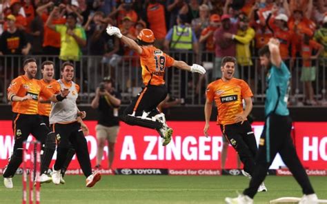 Sco Vs Str Dream11 Prediction Big Bash League Playing 11 Pitch Report