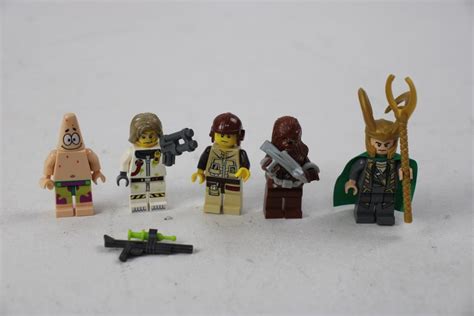 5 Lego Mini Figs Property Room