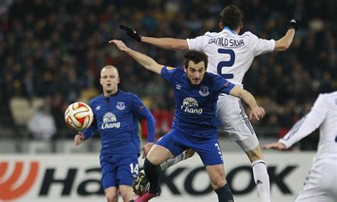 Everton Defender Leighton Baines We Are All Fighting For Our Goodison