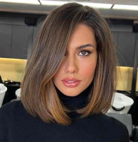 20 Non Layered Haircuts That Make Hair Look Thick And Dramatic Medium