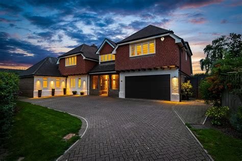 Allington Place Newick Bn8 Carroll Property