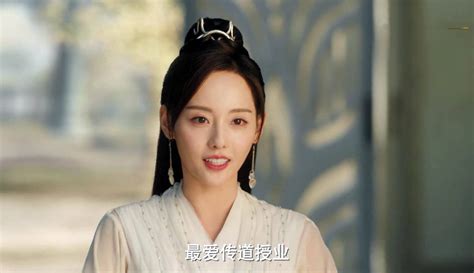 《千古玦尘》天启神尊堕落成妖神，杀了月弥，用阵法想毁灭三界？混沌