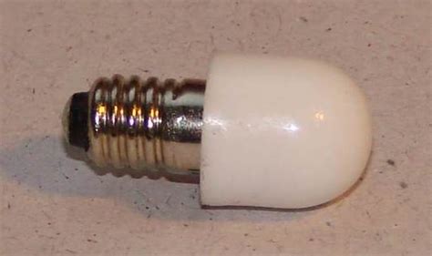 Vintage Scalextric Spares Bulb For The E5 Marshal Car Roof Light