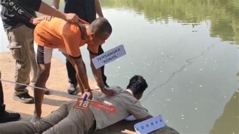 Rekontruksi Percobaan Pembunuhan Dua Tersangka Lakukan 19 Adeban