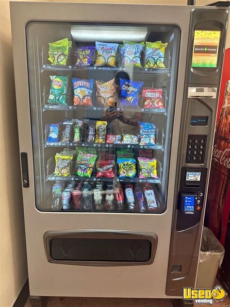 2017 Wittern FSI USI 3565 Snack And Drink Combo Vending Machine For
