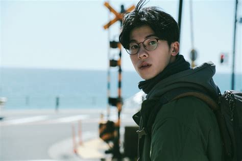 2 3 バイクの2人乗りシーンで危機一髪 『青春18×2 君へと続く道』主演の清原果耶が語る“撮影の裏話” [映画] All About
