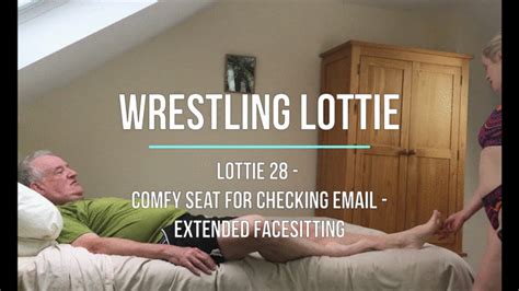 Lottie 28 Comfy Seat For Checking Email Extended Facesitting Lucky