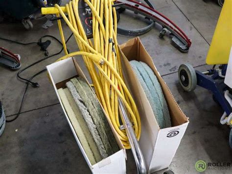 Nss 1500 20in Electric Corded High Speed Buffer Sn 525234a24406005