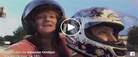 Schianto In Scooter Muoiono Ragazze Su Fb L Ultimo Video Insieme In Motorino Secolo D Italia