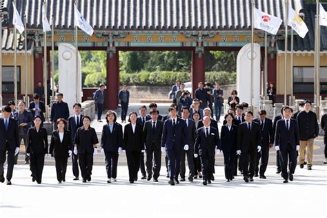 광주 찾은 조국 민주당 호남 독주 깨나