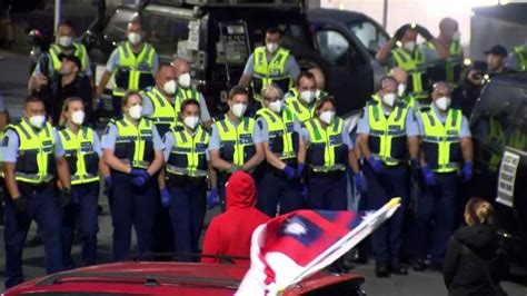 Covid 19 New Zealand Police Move To End Three Week Vaccine Mandate