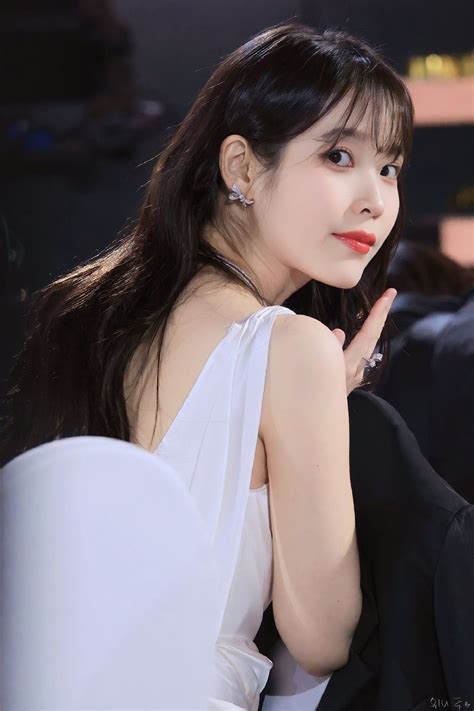 Middle School Hairstyles Celebrities Female Celebs Iu Hair Heart