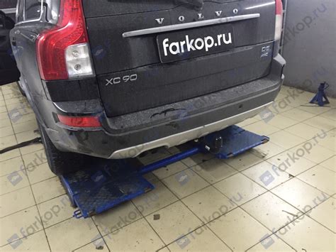 Фаркоп Auto-Hak для Volvo XC90 2003-2015 Арт. L 18 купите в Москве.