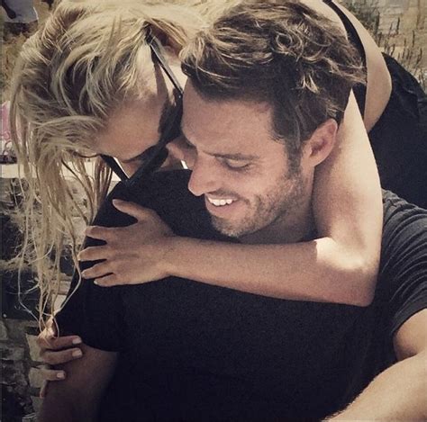 Δημήτρης Θεοδωρίδης Ποιος είναι ο άντρας της Δούκισσας Νομικού