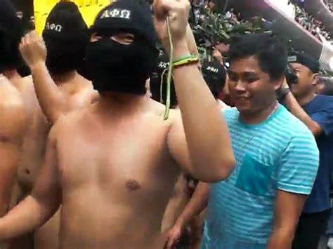 Oblation Run In Philippines With Nude Guys En Anglais