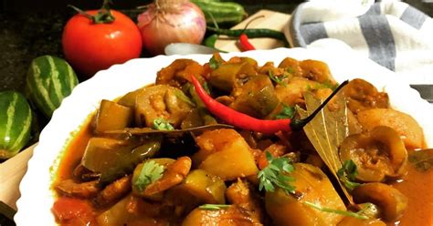 Chingri Diye Aloo Potoler Dalna Parwal Prawns Curry Bengali Style