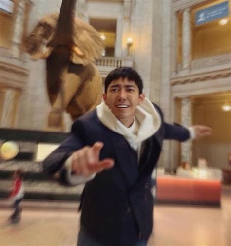 Mood에 있는 Ppck님의 핀 웃긴 밈 웃긴 연예인 재미있는 