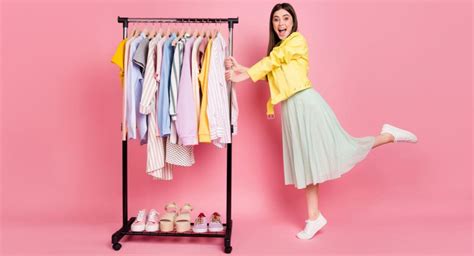 10 Prendas Básicas Que Debes Tener En Tu Armario Para Vestir En Toda