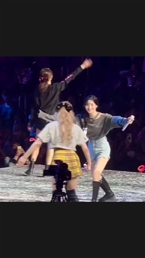 Sana Ve Dahyun Fancam Müzik Biye
