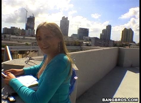 He Lost His Car And Ended Up Fucking Like A Squirrel In The Parking Lot