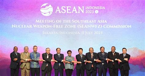 ມື້ນີ້ ທ່ານ ຮອງນາຍົກ ລັດຖະມົນຕີ ແລະ ລັດຖະມົນຕີ ການ ຕ່າງປະ ເທດ ຂອງ ສປປ ລາວ ພ້ອມກັບ ບັນດາ