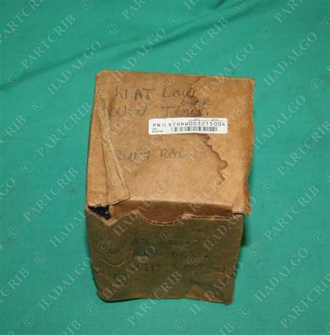 Watlow Lvc6hw00321500a Limit Lv Temperature Control Digital Controller New