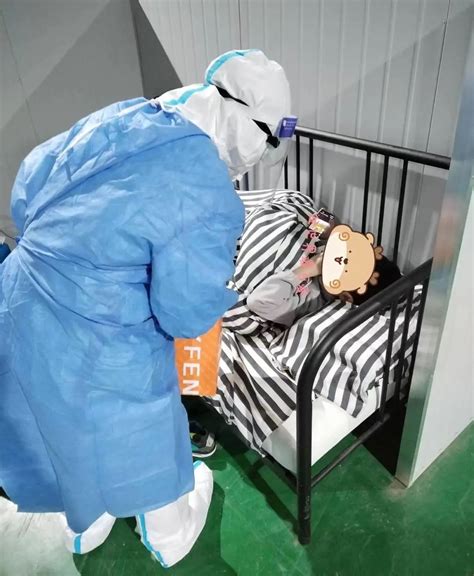 【医举医动】感谢医护，暖心职守，方舱里的爱温暖至今~澎湃号·政务澎湃新闻 The Paper