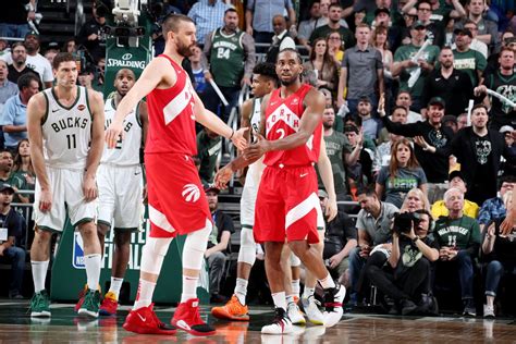 Nba东决g5：猛龙逆转雄鹿拿下天王山，范乔丹狂轰21分居功至伟 球迷屋