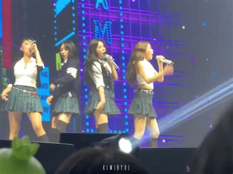 Moonbyul 문별 On Twitter “we Are Mamamoo”