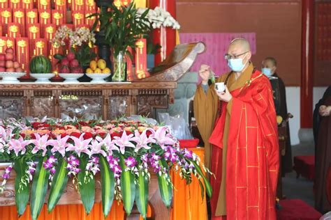江苏佛教寺院举行浴佛法会共庆佛诞节 江苏省佛教协会
