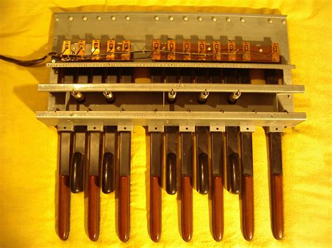 Midi Presets For Your Analog Stompbox Yup