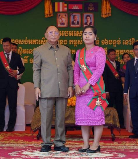 សម្តេចពញាចក្រី ហេង សំរិន៖ វិស័យអប់រំជាមូលដ្ឋានគ្រឹះដ៏សំខាន់