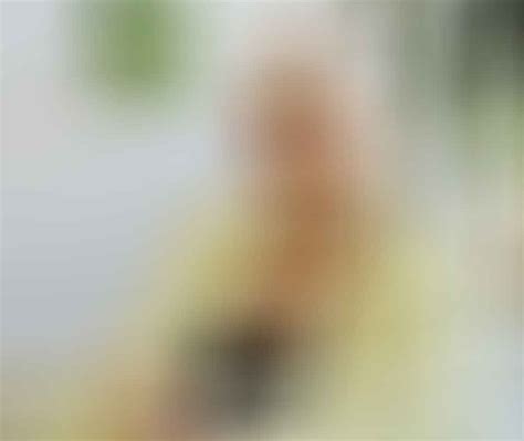 Understanding Dark Spots In Vision From Retinal Bleeding Specialty Vision