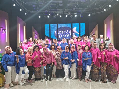 Merayakan Bulan Peduli Kanker Rs Onkologi Surabaya Menghibur Masyarakat Dalam Lagu Rindu Tvri