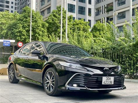 Mua Bán Toyota Camry 25q 2022 Màu đen Giá Xe Cũ And Trả Góp