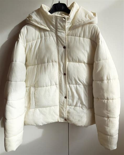 Куртка — ціна 700 грн у каталозі Куртки Купити жіночі речі за доступною ціною на Шафі Україна