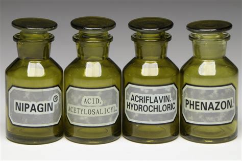 Green Glass Apothecary Style Bottles Ebth