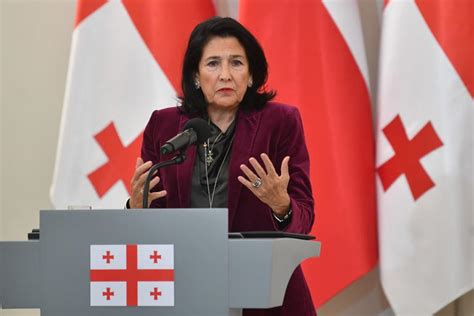 Η φιλοευρωπαία πρόεδρος της Γεωργίας αρνήθηκε να υπογράψει τον νόμο που