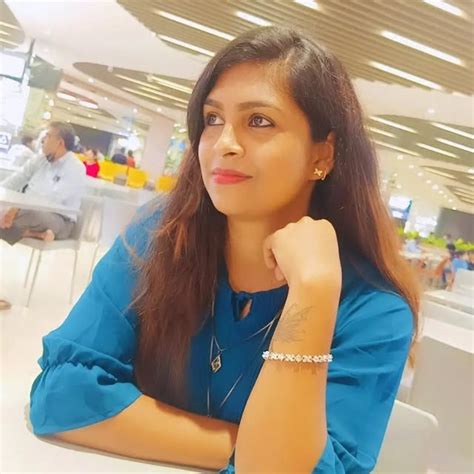 Vidhya R Makeupby Srividhya Threads Say More