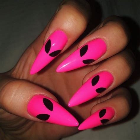 20 Neon Nails Ideas For The Upcoming Raves