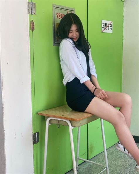 Instagram의 해린님 “🤍 셀카 좋반 03 고딩 교복 교복스타그램” 여자 교복 소녀 Tumblr 소녀