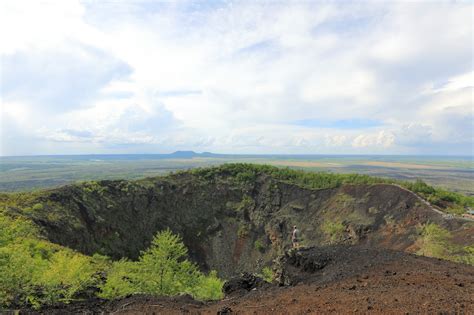 去东北旅游带你领略小兴安岭的五大连池 游侠客旅行