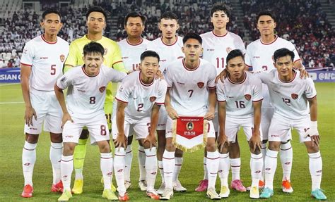 Penyebab Wasit Nasrullo Kabirov Tidak Cek VAR Saat Ivar Jenner Kena