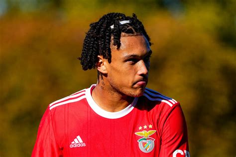 Mercato Chelsea officialise l arrivée d une piste du PSG foot11