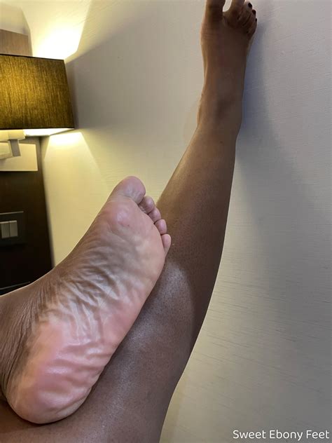 Wrinkly Sole Rebonyfeet
