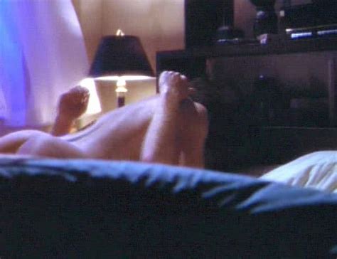 Amy Brenneman Nua Em Nypd Blue