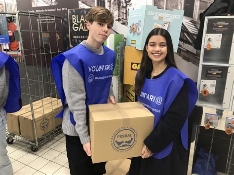 Supermercados Y Voluntarios Se Suman A La Gran Recogida De Los Bancos