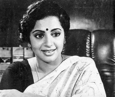 കാൻസറിന്റെ വേദനയിൽ പിടഞ്ഞ 3 വർഷങ്ങൾ ഒടുവിൽ വിദ്യയെ കാണാൻ കമൽ എത്തി ശ്രീവിദ്യ എന്ന താരം